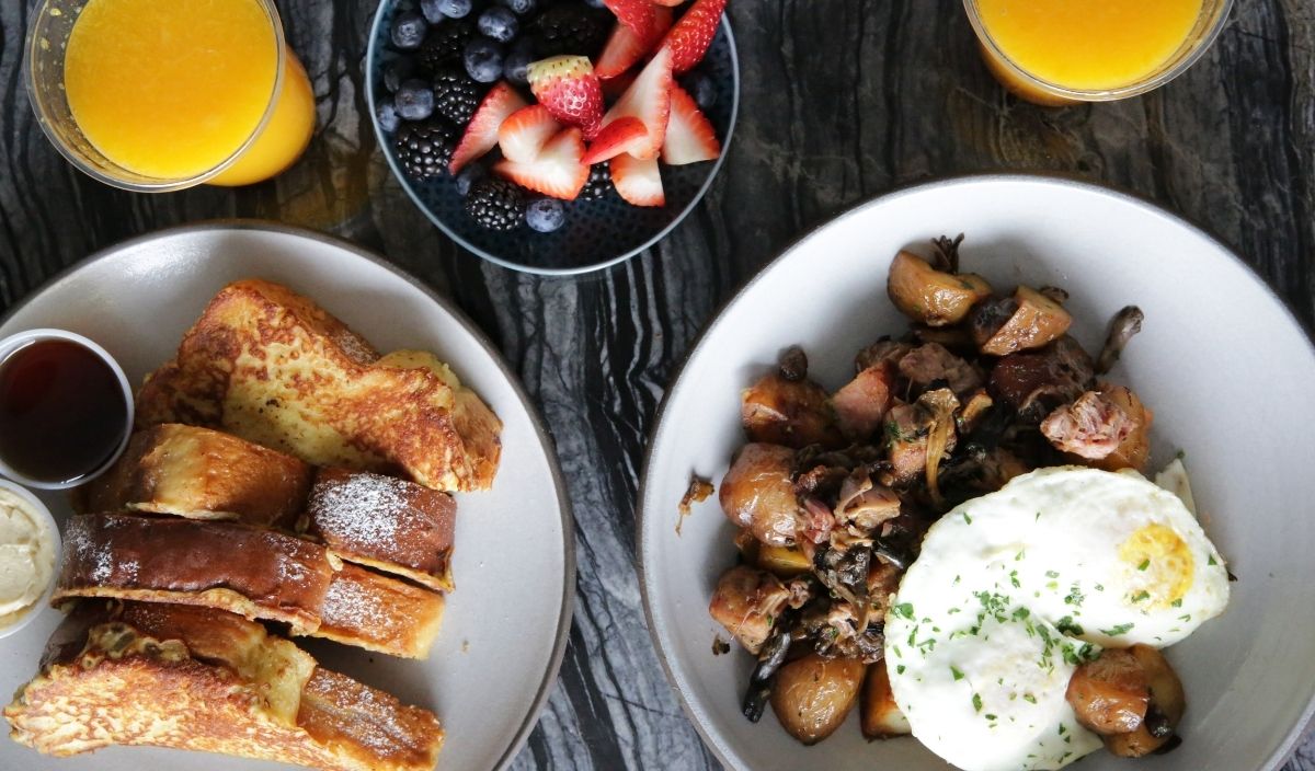 Staycationing in the Emerald City | Kenmore Air